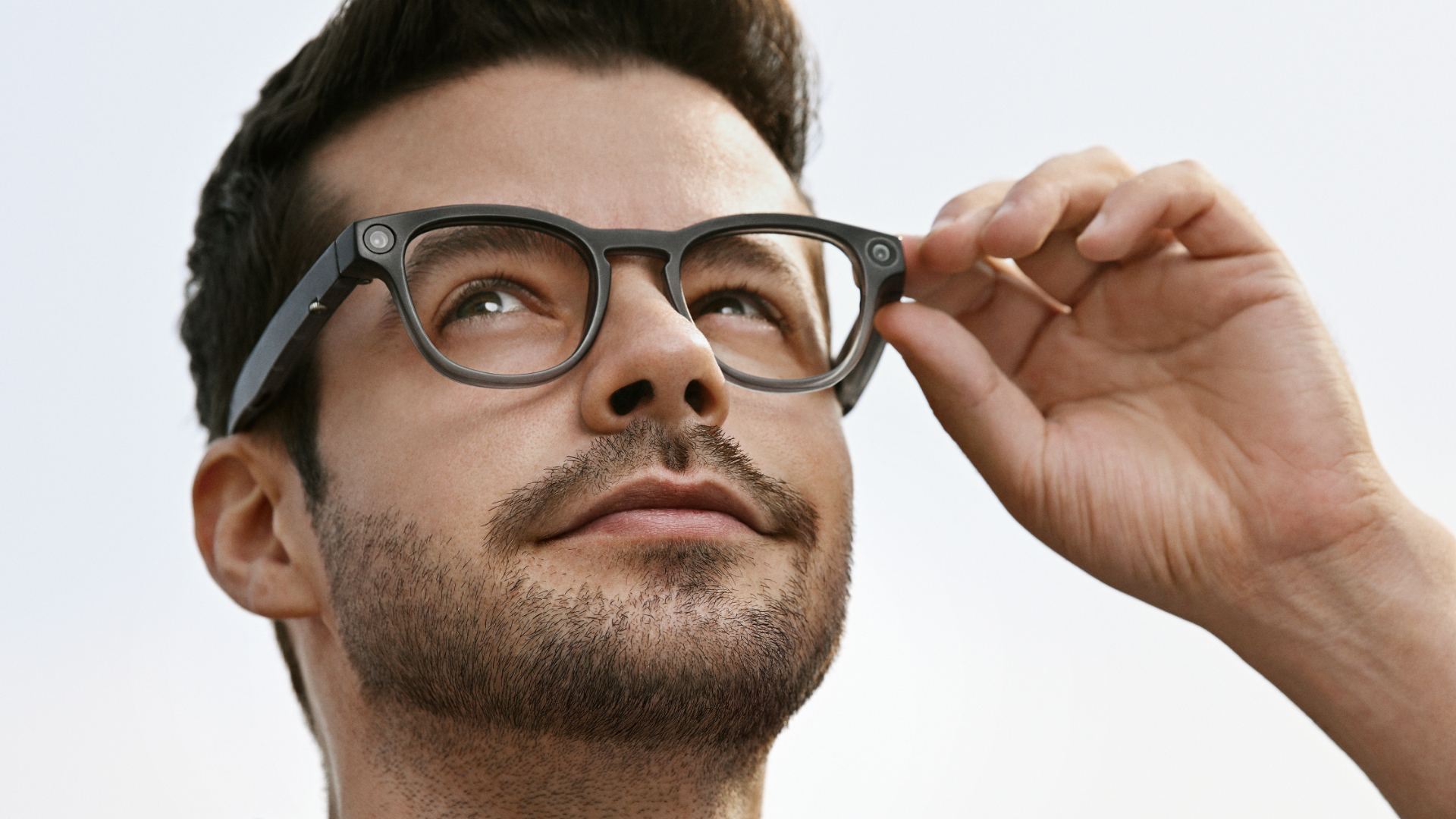 Konkurrenz für Meta: Diese Smartbrille mit KI-Assistent kostet nur 200 ...